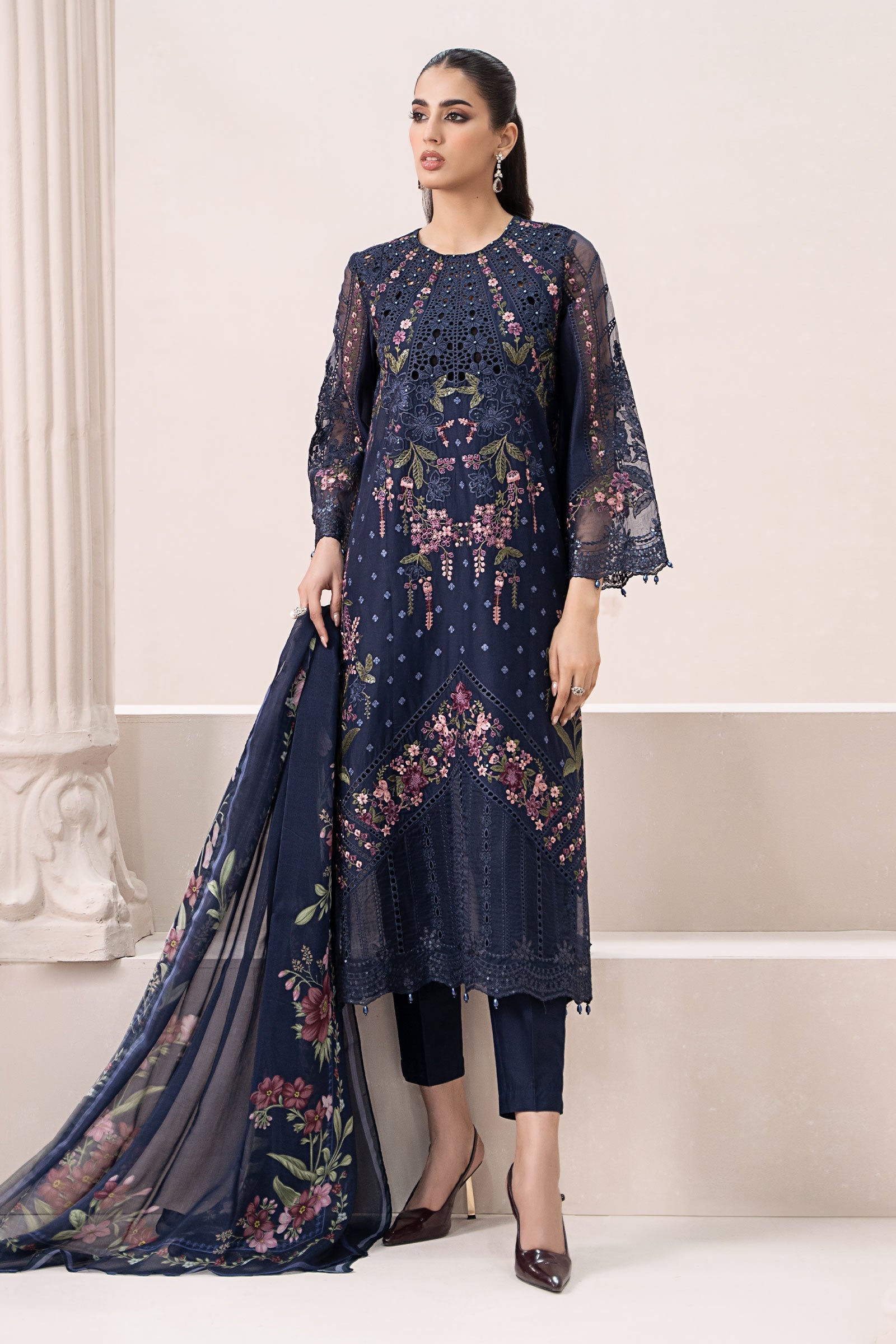 3 Piece Embroidered Lawn Suit | ELS-25-10 – Maria.B. Designs (AE)