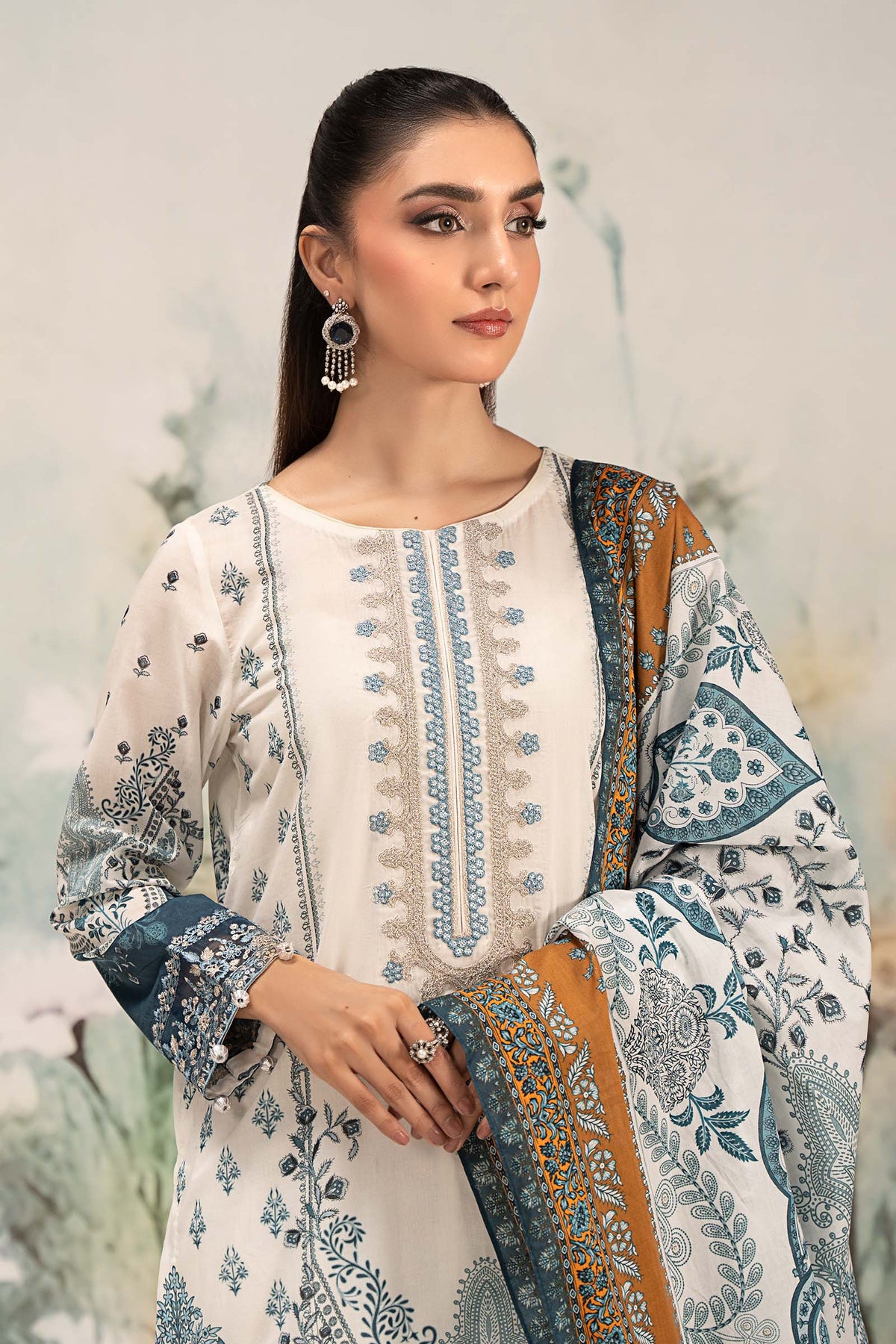 3 Piece Embroidered Lawn Suit | DW-EF25-14 – Maria.B. Designs (AE)