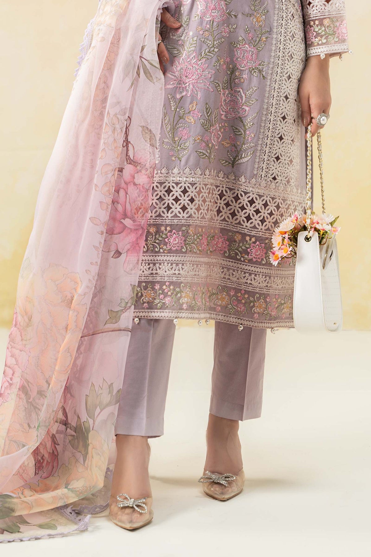 3 Piece Embroidered Dobby Lawn Suit | DW-EF25-151 – Maria.B. Designs (AE)