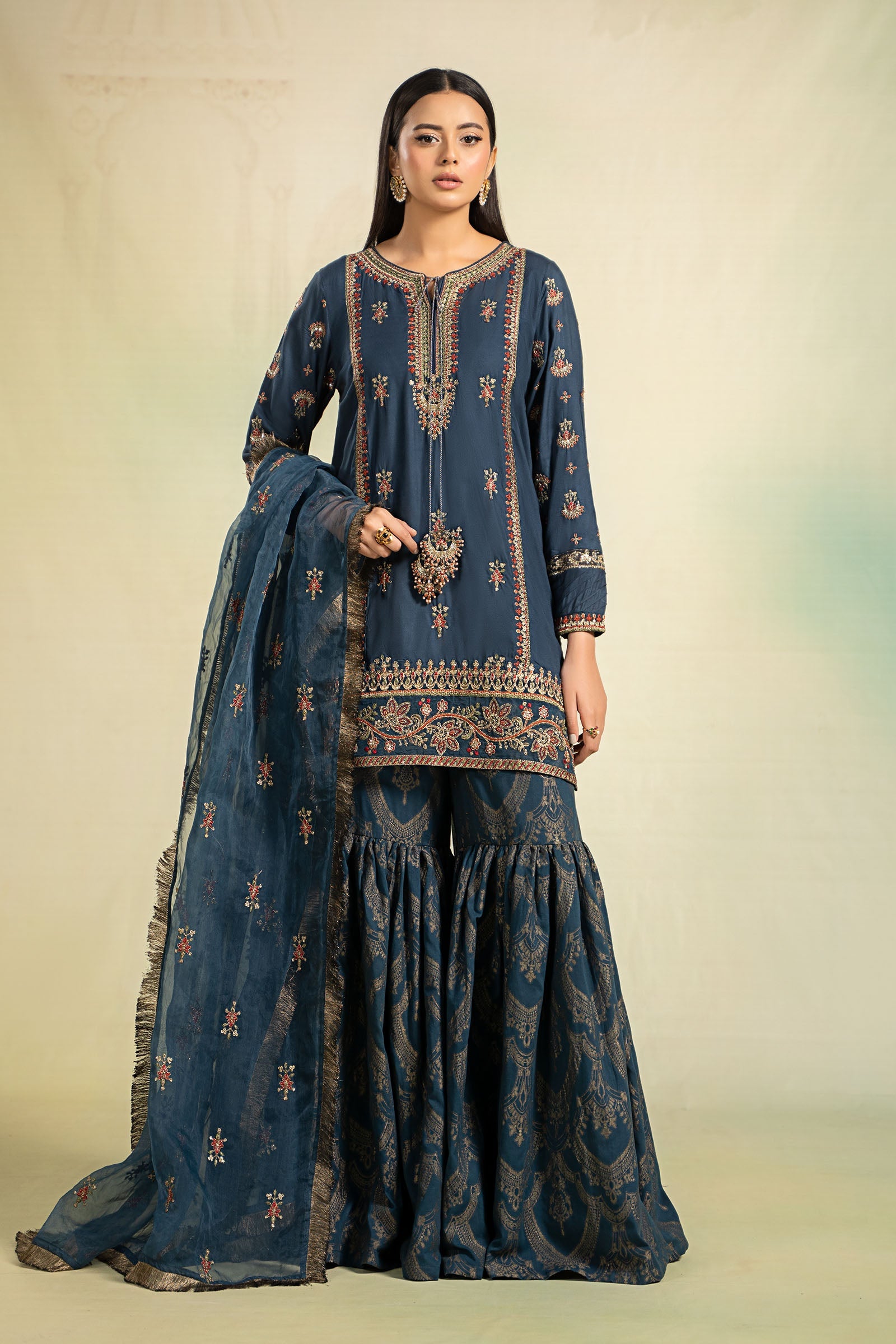 3 Piece Embroidered Linen Suit – Maria.B. Designs (AE)