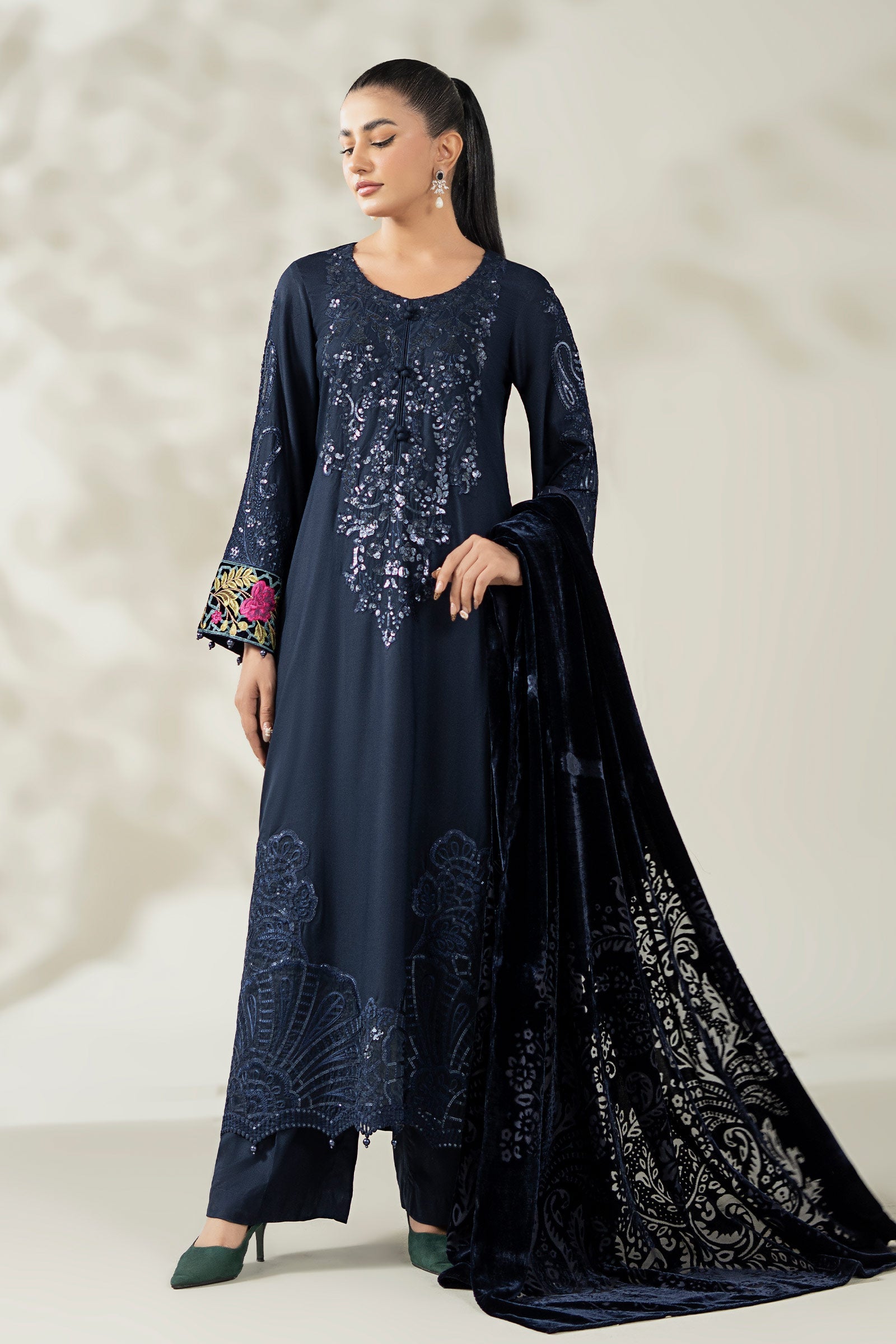 3 Piece Embroidered Linen Suit – Maria.B. Designs (AE)
