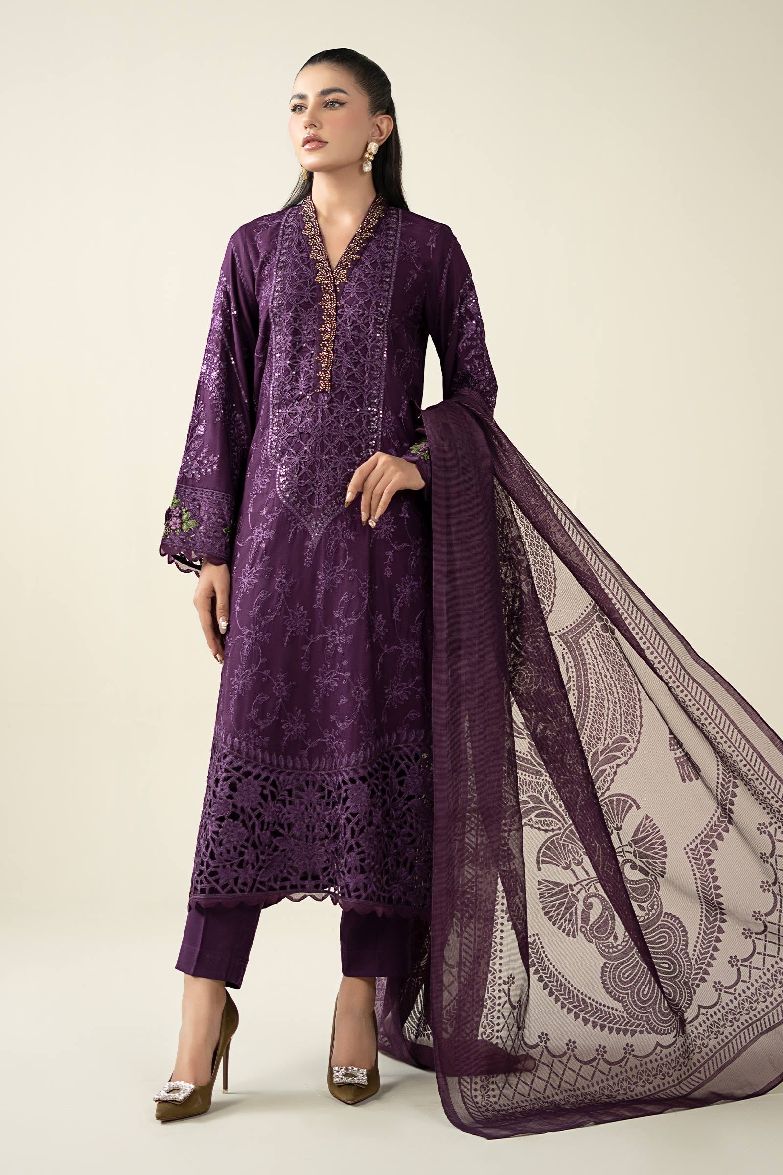 3 Piece Embroidered Linen Suit – Maria.B. Designs (AE)