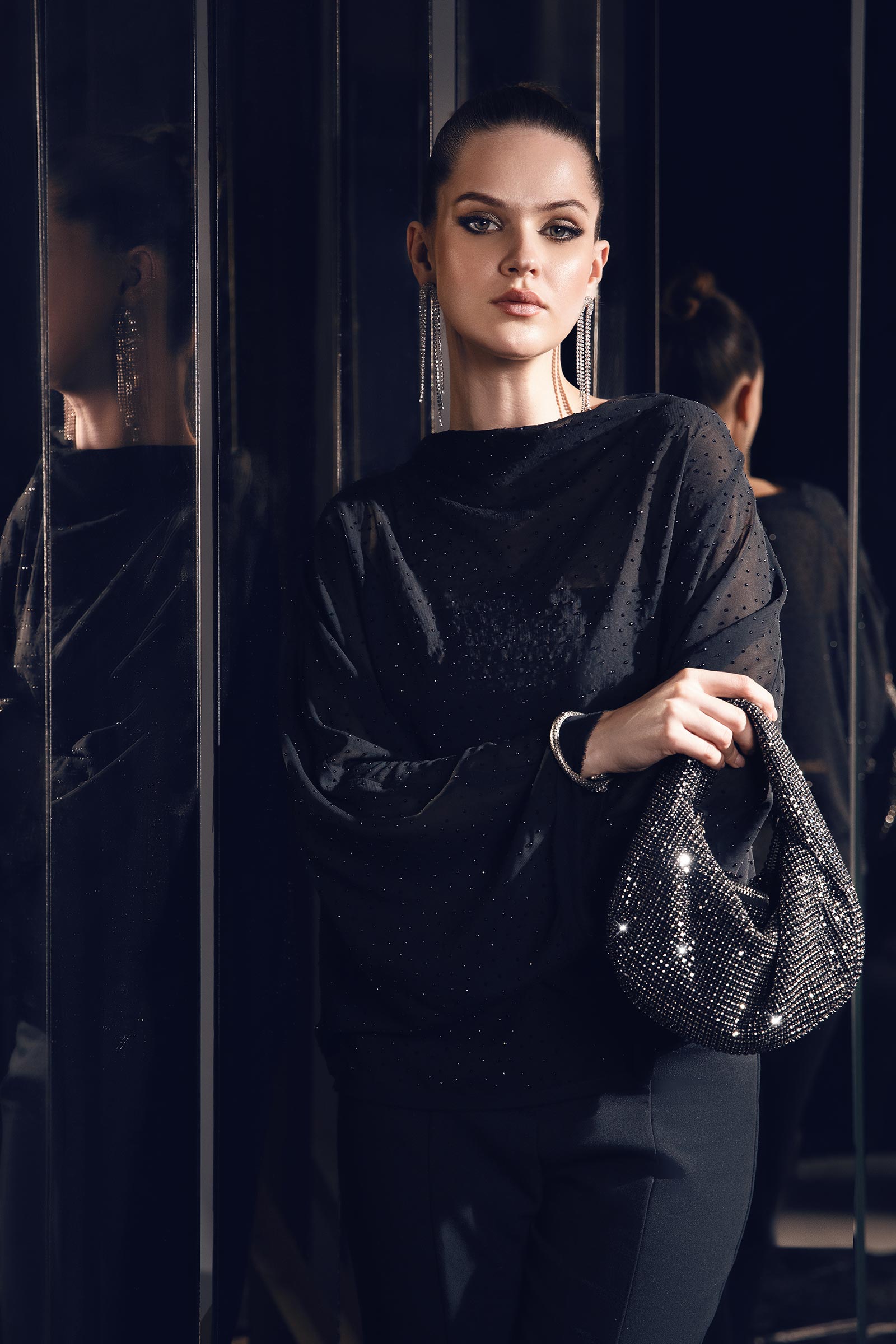 MBG-W23-17 Black – Maria.B. Designs (AE)